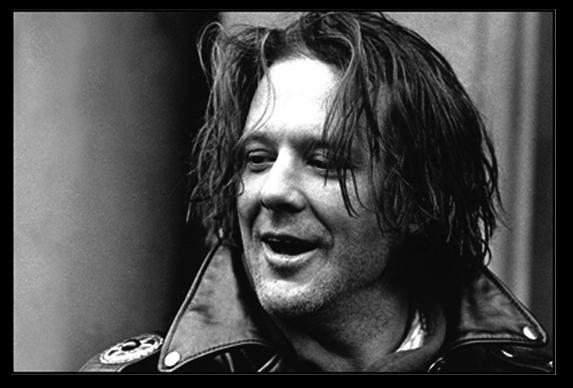 Mickey Rourke Kimdir, Hayatı ve Resimleri