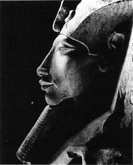 Akhenaton Kimdir, Hayatı ve Resimleri