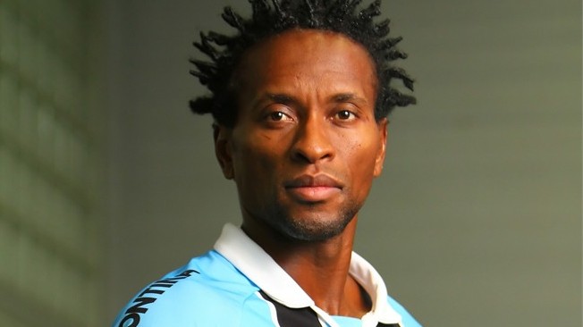 Zé Roberto Kimdir, Hayatı ve Resimleri