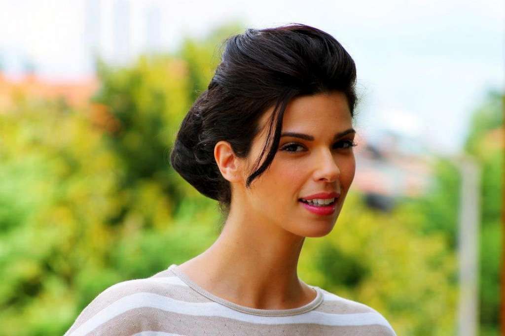 Larissa Rodrigues Gacemer Kimdir, Hayatı ve Resimleri