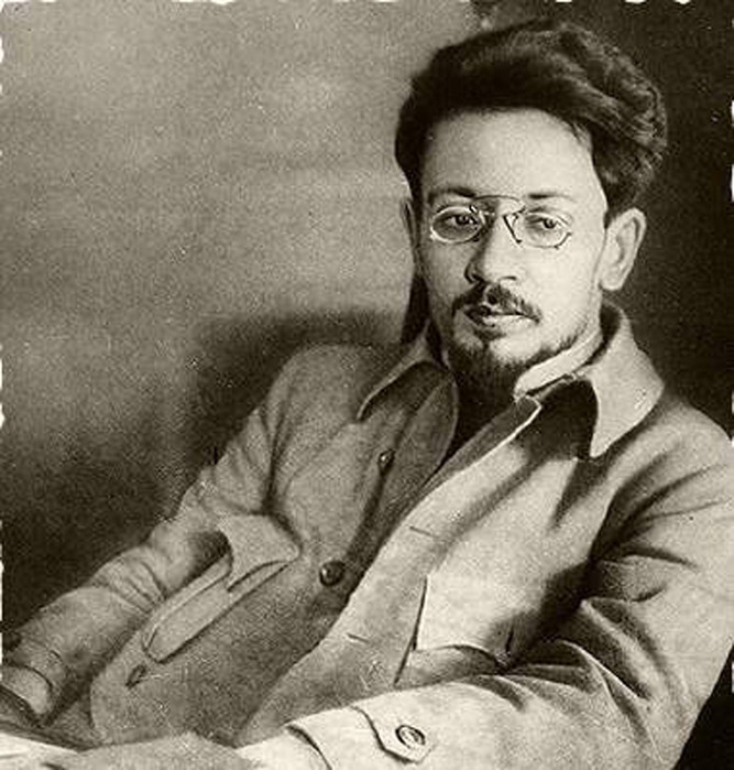 Yakov Sverdlov Kimdir, Hayatı ve Resimleri